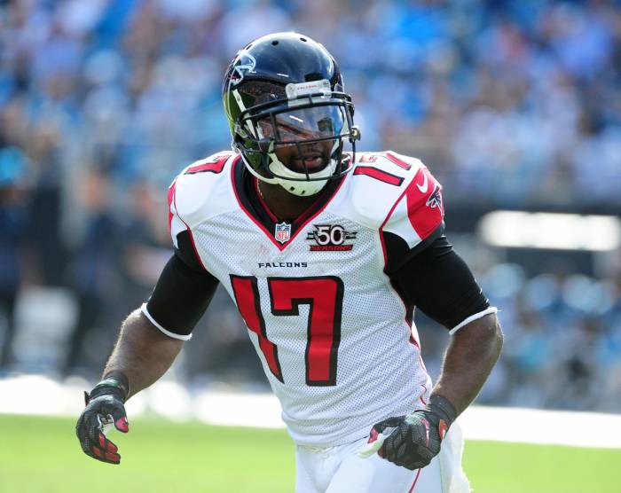 Pro Bowl NFL KR Devin Hester Agrees to a One Year Deal with the ...